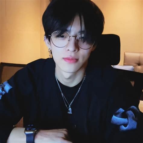 Trai H N P K Nguy N L M P