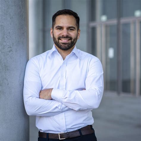 Sandeep Mann Manager Fund Management Gll Real Estate Partners Kvg