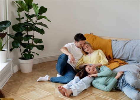 Ethical Non Monogamy A Concept In Modern Dating Honeycombers