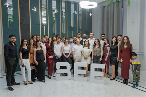 𝗕𝗲𝗲𝗪𝗲𝗯 𝗵𝗮𝘀 𝗼𝗳𝗳𝗶𝗰𝗶𝗮𝗹𝗹𝘆 𝘁𝘂𝗿𝗻𝗲𝗱 𝟭𝟬 😎 Narek Aproyan