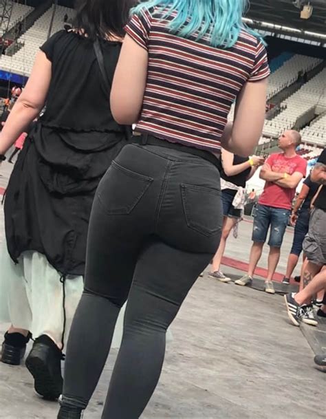 Non Oc Blue Haired Slimthiccc Jeans Pawg Tight Jeans Forum
