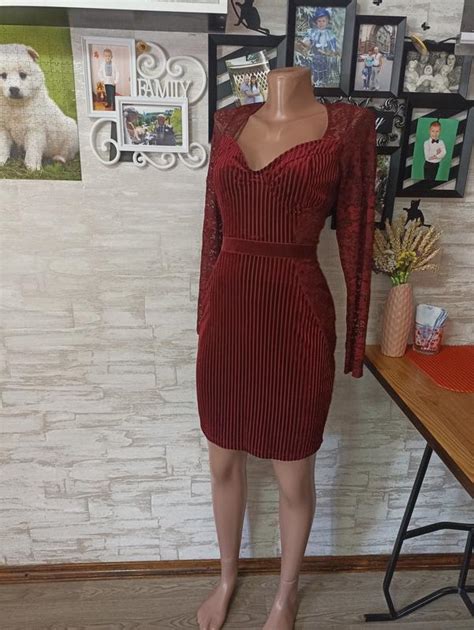 Фірмова сукня — ціна 126 грн у каталозі Сукні міді Купити жіночі речі за доступною ціною на