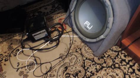 Как подключить автомобильный сабвуфер к компьютеру Youtube