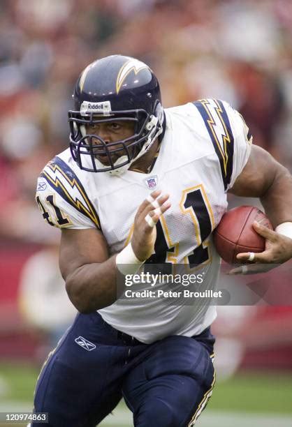 Lorenzo Neal Photos And Premium High Res Pictures Getty Images