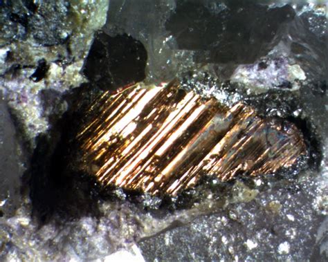 Minerály Bizmut z lokality Krupka, Česká republika