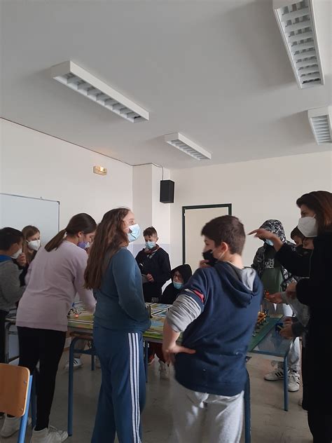 Α ΤΑΞΗ ΕΡΓΑΣΤΗΡΙΟ ΔΕΞΙΟΤΗΤΩΝ ΔΗΜΙΟΥΡΓΩ ΚΑΙ ΚΑΙΝΟΤΟΜΩ ΓΥΜΝΑΣΙΟ ΜΕ ΛΥΚΕΙΑΚΕΣ ΤΑΞΕΙΣ ΖΙΤΣΑΣ