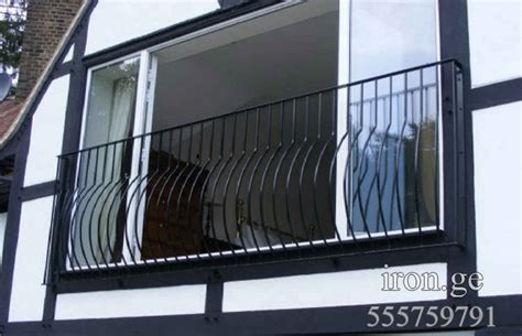 Iron Ge აივნის მოაჯირი