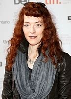 Melissa Auf Der Maur Alchetron The Free Social Encyclopedia