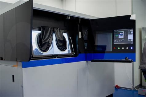 Impresora Industrial D Para Polvo De Metal Con Manos Usando Grandes