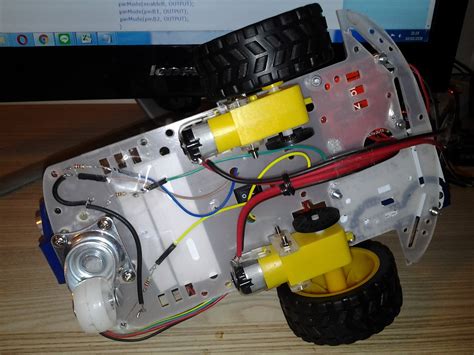 โปรเจค หุ่นยนต์หลบสิ่งกีดขวาง Arduino 2wd โรบอทสยาม อุปกรณ์หุ่นยนต์ Arduino Inspired By