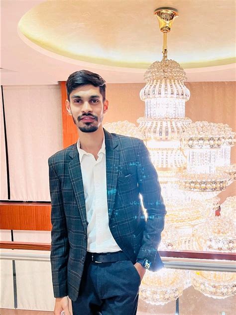 Nilesh Maheshwari On Linkedin Sit For 10 Mins With An Alcoholic U