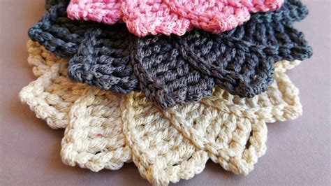 Попробуйте её связать крючком Это быстро и легко Youtube