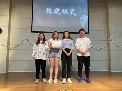 商务与管理学院成功举办“声随影动”英文影视配音大赛 共青团厦门华厦学院委员会 厦门华厦学院
