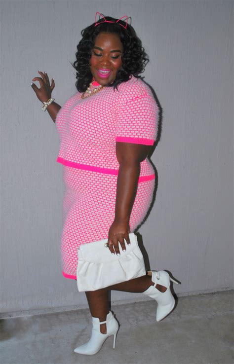 Introducing Elle Kitty Woods Musings Of A Curvy Lady