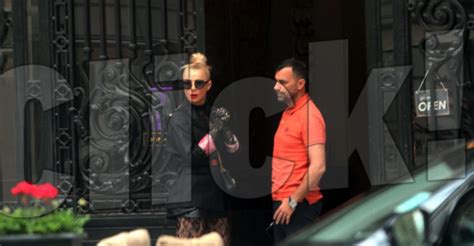 Primele Imagini Cu Anamaria Prodan I Noul Iubit Dup Cum Se Vede Noul Iubit Nu Prea E Ce