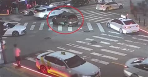 ‘우회전 차로서 좌회전 문다혜 음주운전에 신호위반까지