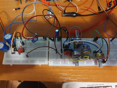 Oscilator Sinusoidal De 7 83 Hz Intrebarile Incepatorilor Portalul Tehnium Azi