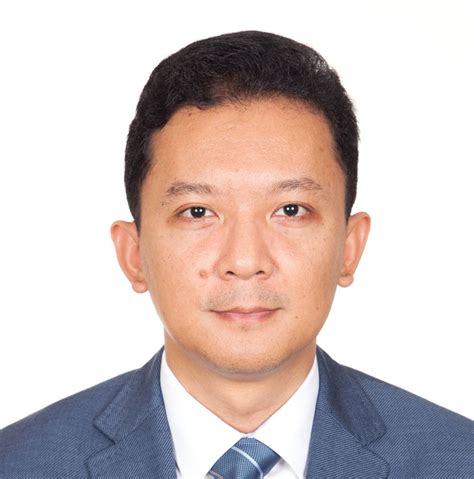 តើ លោក ហែម វណ្ណឌី រដ្ឋមន្ត្រីក្រសួងឧស្សាហកម្ម វិទ្យាសាស្ត្រ បច្ចេកវិទ្យា និងនវានុវត្តន៍ ជានរណា