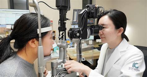[헬스가이드 안구건조증] 심한 경우 시력 저하…인공눈물 사용과 눈 자주 깜빡여야