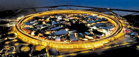 오사카 엑스포 한 달도 안 남았는데…이대로 가다간 초비상 한국경제