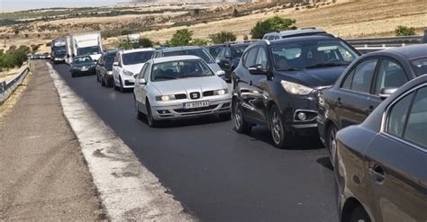 Катастрофа спря движението на „Тракия” край Стара Загора Информационна агенция ПИК