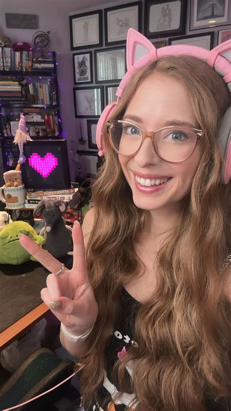 12 Hour Stream Day On Both Twitch And Youtube Come Say Hi 💜 10am 10pm Pst