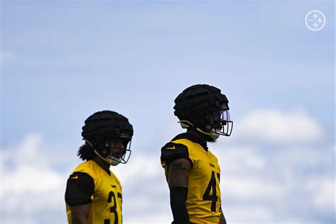 Steelers Kenny Robinson Puts On Captivating Performance Making Strong