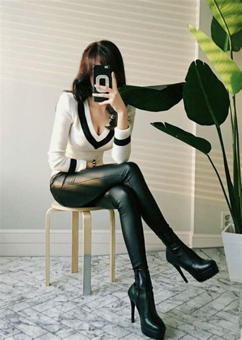 여자 가죽바지 패션 스타일 패션 스타일링 여성 패션
