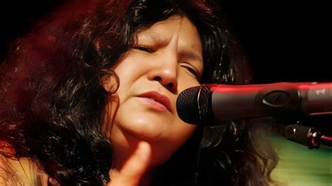 Abida Parveens Daughter Denies False Rumors Of Singers Death Talkandtrend