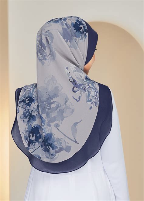 Eshal Luxe Az Clover Online Store