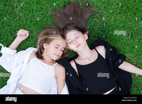 Fraternal Twins Teen Hi Res Stock Photography And Images Alamy