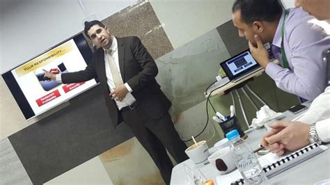 Mohammad Al Hasan On Linkedin Teaching Dynamic Leader Engage Class In