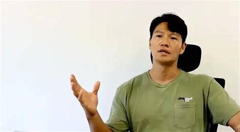 Runningman新闻：金钟国油管粉丝因健身争吵！钟国赶紧出面解释教学