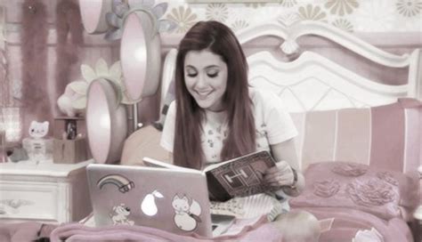 Me Core ♡ Playlist By ˖ ࣪ Anni ♡˚ Spotify Blogger Girl Girl