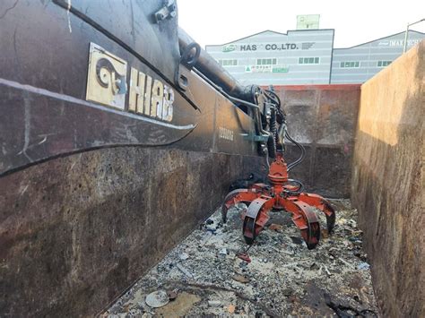 메가트럭 5톤 쓰리축 집게차 히아브12000xg 7 M40전문가들 메가트럭 5톤 쓰리축 집게차 히아브12000xg 7 M40전문가들