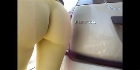 Sexy Model In Tight Yellow Leggings Tnaflix Com Sexy Model In Tight Yellow Leggings Tnaflix Com