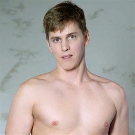 Izzy Wilde Meets Her Stepbro Sage Roux For The First Time And In No Time Gets His Cock Out To