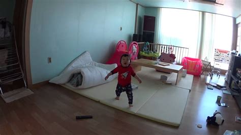 481일차 엄마 엉덩이 씻겨주세요~ Youtube