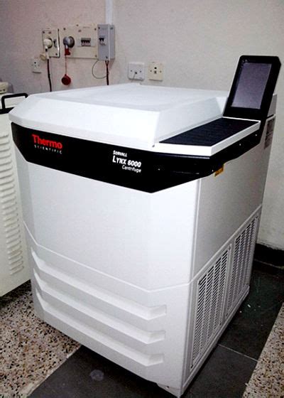 Large Scale Centrifugation Facility