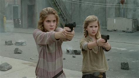 The Walking Dead Carol Kills Lizzie
