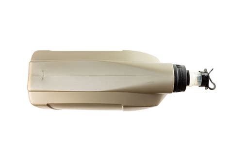 갈색 플라스틱 모터 오일은 흰색 배경에 격리 할 수 있습니다 디젤에 대한 스톡 사진 및 기타 이미지 디젤 병 뚜껑 여과 Istock