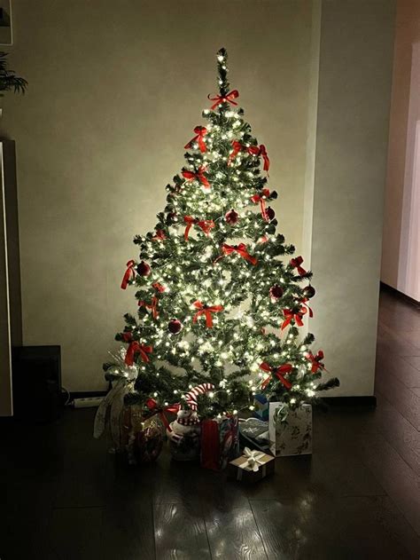 идея как украсить ёлку Рождественские обои Ёлки Обои