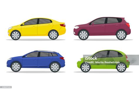 레이스용 측면 보기의 플랫 카 고립 된 배경에 만화 차량 컬렉션입니다 스포츠 지프 세단 가족 여행을위한 보편적 인 노란색 파란색