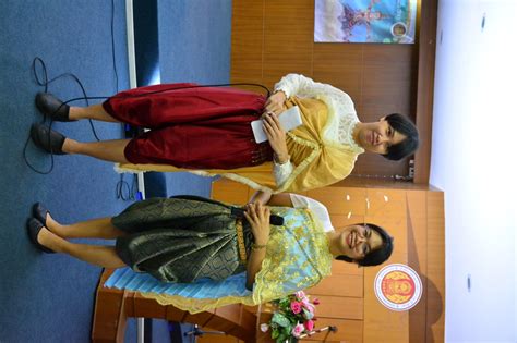 วิทยาลัยศิลปหัตถกรรมกรุงเทพ โรงเรียนช่างหนัง