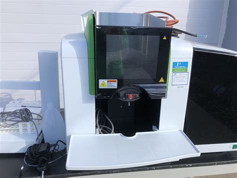 Perkin Elmer Pinaacle 900f Series Atomic Absorption Spectrometer Used Magnificent Flame System