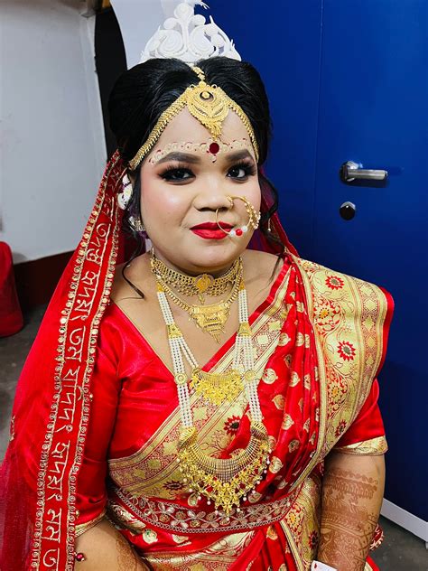 ᴘʀɪʏᴀ ʟᴀʜᴀ 🖤🦋 Mua Priya Laha • Instagram Photos And Videos