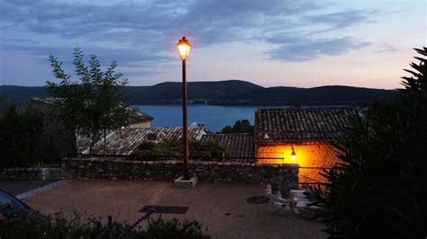 Юг Франции Свет фонаря Тот день был прожит не зря — Drive2