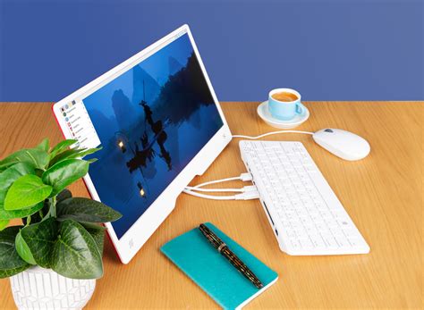 Lancement Du Pc Clavier Raspberry Pi 500 Avec Un Moniteur Raspberry Pi De 156 Pouces