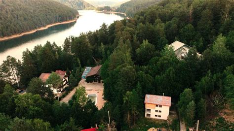 Vila Vacanta Valiug Lac Valiug • Olx Ro