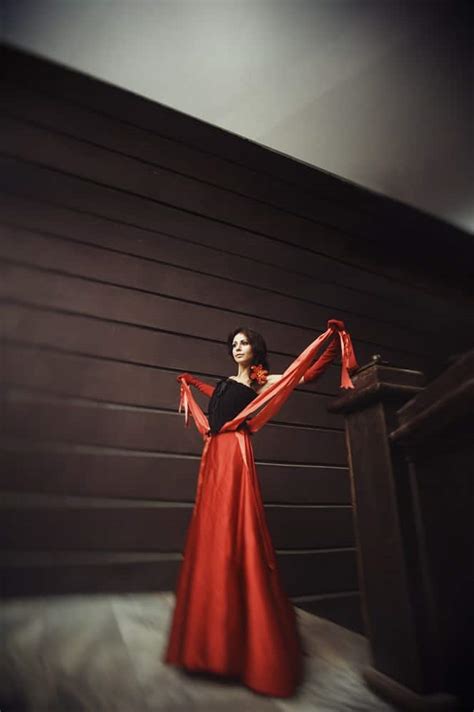 Эсмеральда Цыганка Прокат аренда и изготовление костюмов одежды и реквизита в Минске